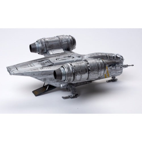AMT 1273 1/72 Star Wars Mandalorian Razor Crest – Metro Hobbies