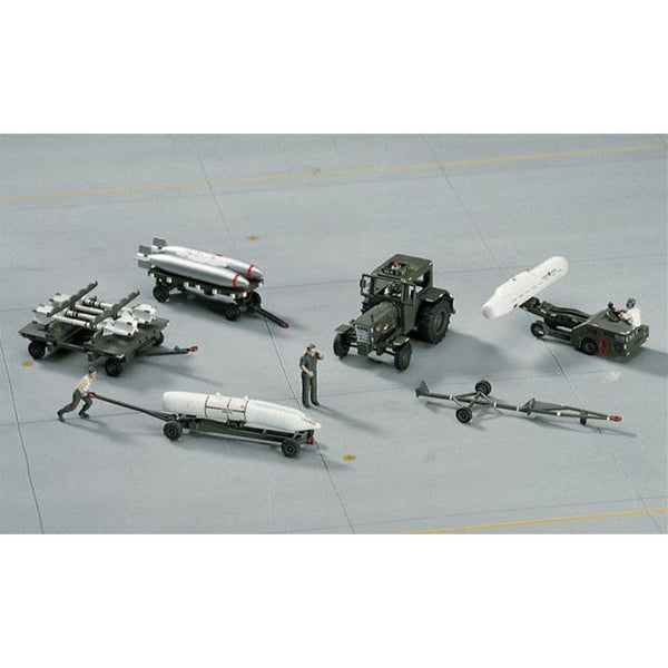 Hasegawa 35005 1/72 U.S. Aircraft Weapon Loading Set – Metro Hobbies