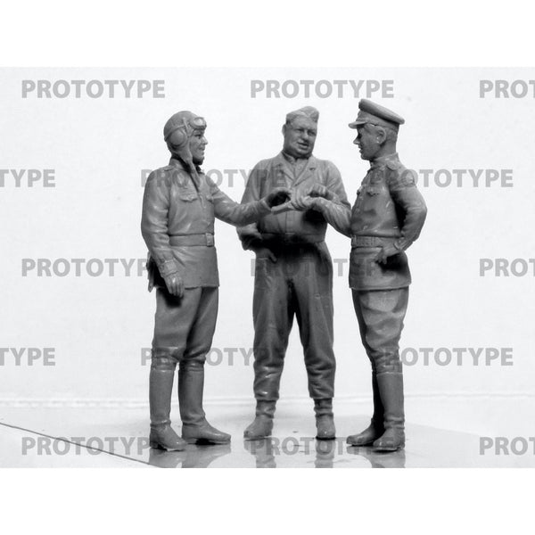ICM 32117 1/32 Pilots Of The Soviet Air Force 1943-1945 – Metro Hobbies