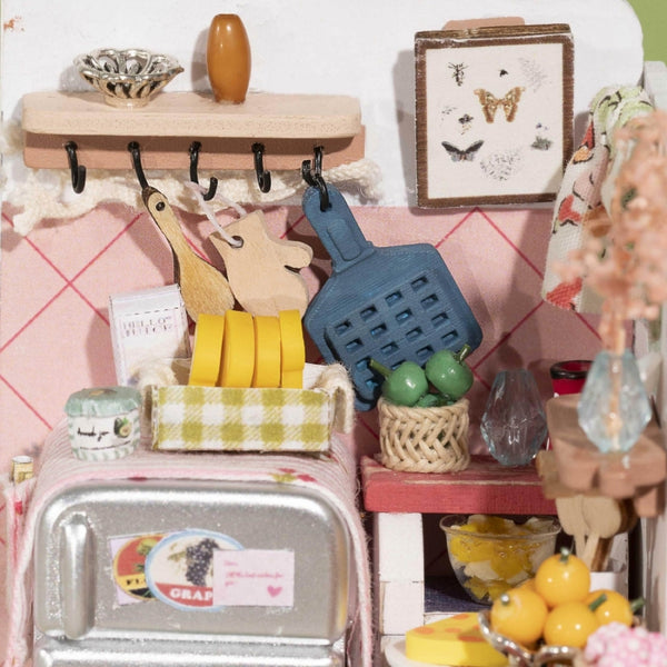Robotime Rolife DIY Mini House Taste Life Kitchen – Metro Hobbies