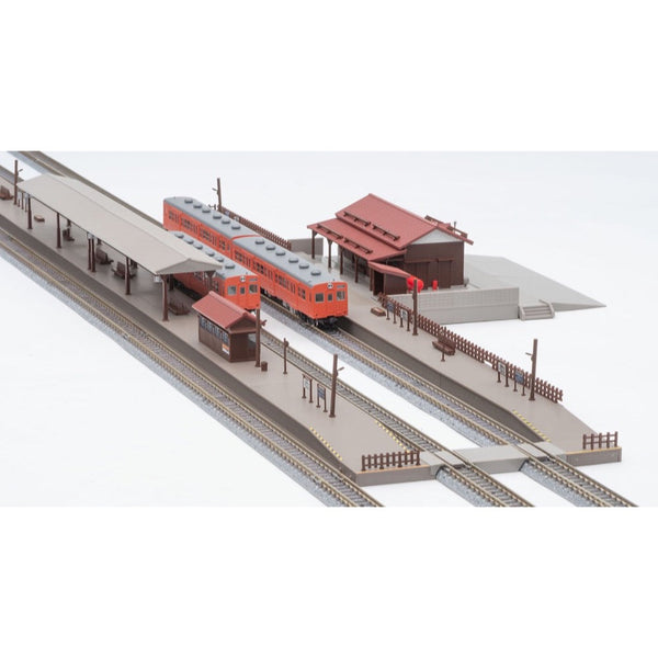 Tomix 4257 N 4257 Island Platform Set (local type) – Metro Hobbies