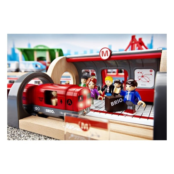 BRIO 33061 Cargo Harbour Set 16pc – Metro Hobbies