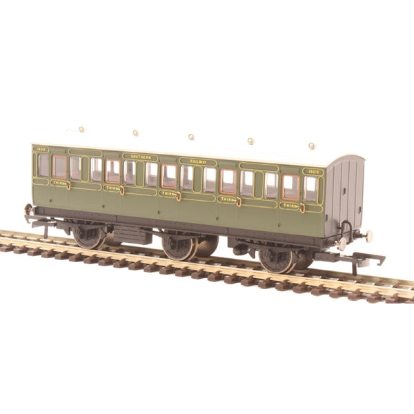 Hornby R40086 OO SR 6 Wheel Coach 3rd Class 1908 – Metro Hobbies