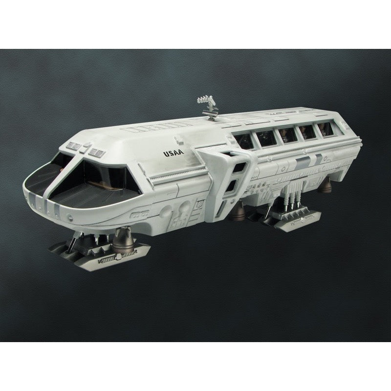 Moebius 2001-1 1/50 Moon Bus 2001 A Space Odyssey – Metro Hobbies