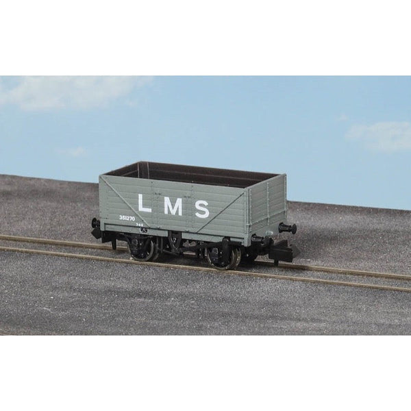 PECO NR7003M N RTR 9ft 7 Plank Open Wagon LMS Grey – Metro Hobbies