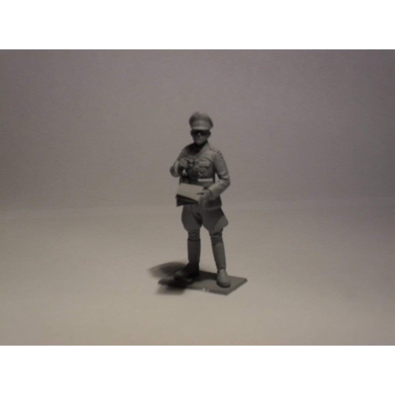 ICM 35103 1/35 Sd.Kfz.251/1 Ausf.A with German Infantry – Metro Hobbies