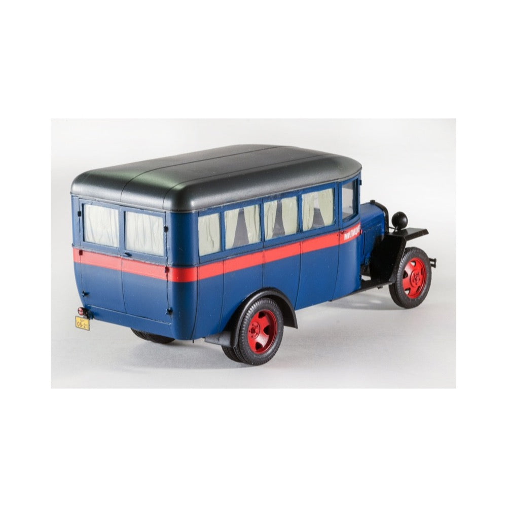 MiniArt 38005 1/35 Passenger Bus GAZ-03-30 – Metro Hobbies